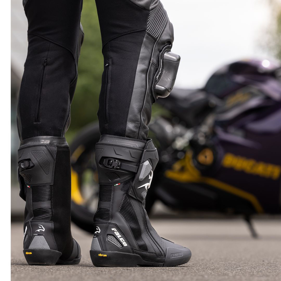 Falco Motorcycle Boots. ELITE GP